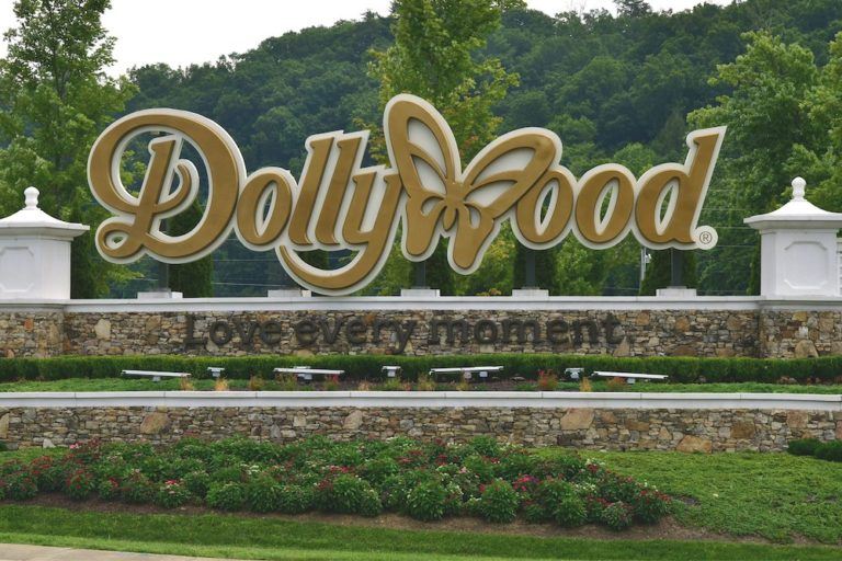 Top 4 Thrill Rides at Dollywood That You Need to Experience